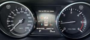Grey Land Rover Range Rover Evoque 2016 in Siauliai, with an engine capacity of 2.18 L and mileage of 289 thousand km for 15550 €, photo 38 on AUTOMOTO.COM.LV