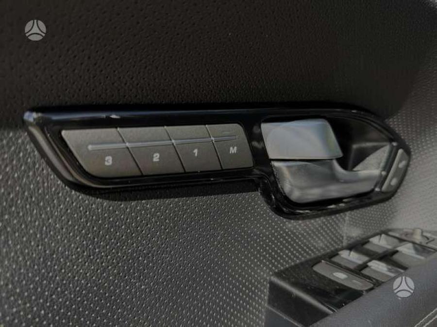 Grey Land Rover Range Rover Evoque 2016 in Siauliai, with an engine capacity of 2.18 L and mileage of 289 thousand km for 15550 €, photo 39 on AUTOMOTO.COM.LV