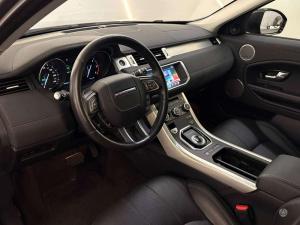 Grey Land Rover Range Rover Evoque 2016 in Marijampole, with an engine capacity of 2.00 L and mileage of 224 thousand km for 12450 €, photo 3 on AUTOMOTO.COM.LV