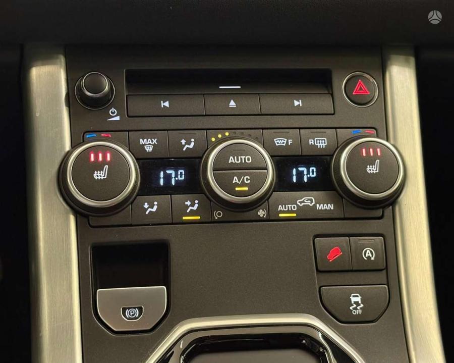 Grey Land Rover Range Rover Evoque 2016 in Marijampole, with an engine capacity of 2.00 L and mileage of 224 thousand km for 12450 €, photo 12 on AUTOMOTO.COM.LV
