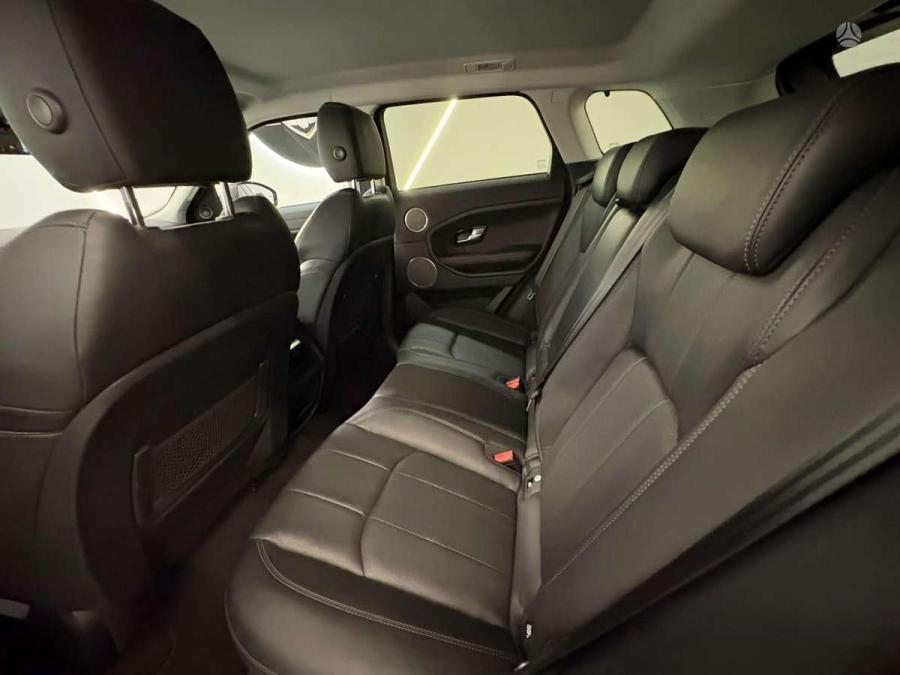 Grey Land Rover Range Rover Evoque 2016 in Marijampole, with an engine capacity of 2.00 L and mileage of 224 thousand km for 12450 €, photo 22 on AUTOMOTO.COM.LV
