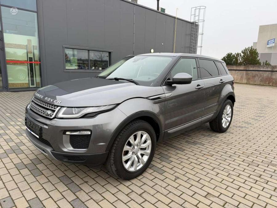 Grey Land Rover Range Rover Evoque 2016 in Siauliai, with an engine capacity of 2.00 L and mileage of 159 thousand km for 10800 €, photo 5 on AUTOMOTO.COM.LV