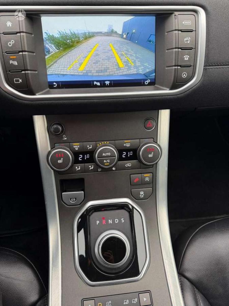 Grey Land Rover Range Rover Evoque 2016 in Siauliai, with an engine capacity of 2.00 L and mileage of 159 thousand km for 10800 €, photo 11 on AUTOMOTO.COM.LV