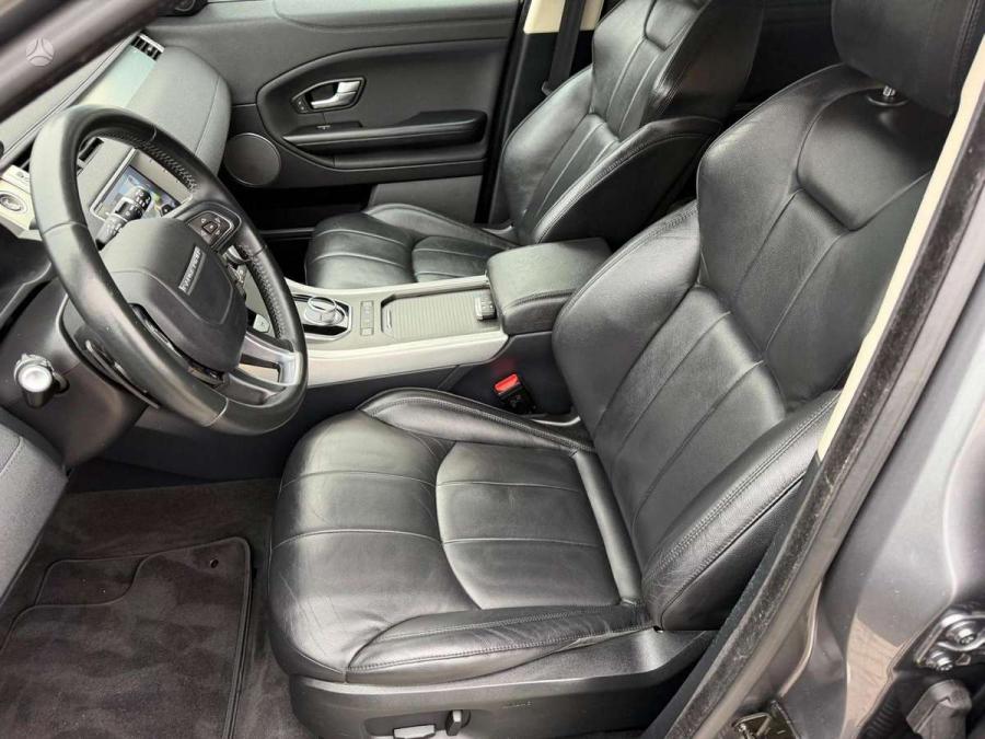 Grey Land Rover Range Rover Evoque 2016 in Siauliai, with an engine capacity of 2.00 L and mileage of 159 thousand km for 10800 €, photo 14 on AUTOMOTO.COM.LV