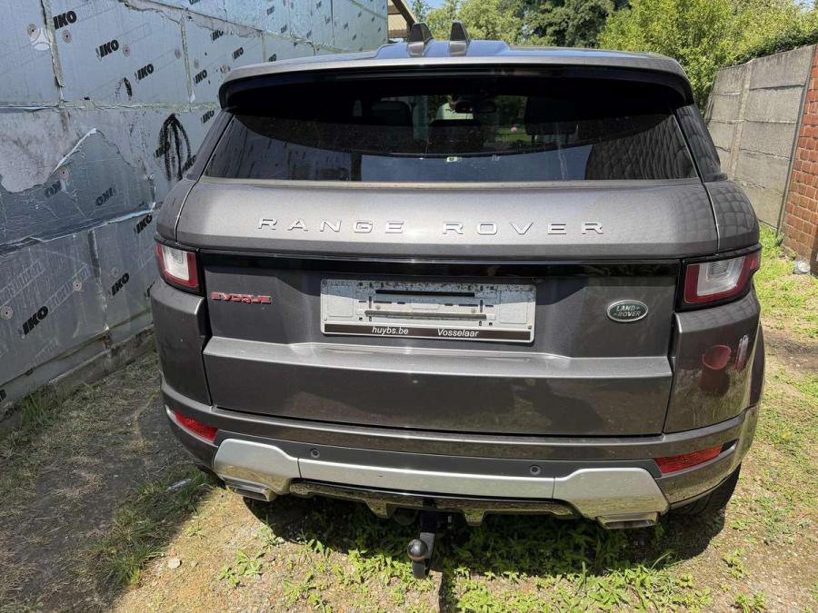 Grey Land Rover Range Rover Evoque 2016 in Utena, with an engine capacity of 2.00 L and mileage of 205 thousand km for 5900 €, photo 8 on AUTOMOTO.COM.LV