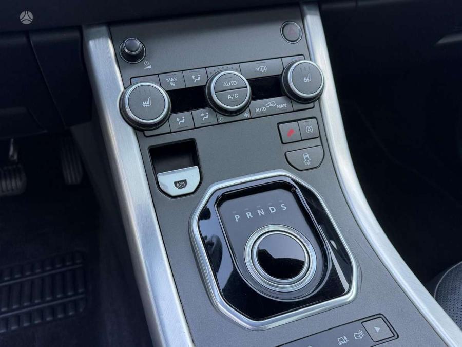Grey Land Rover Range Rover Evoque 2016 in Utena, with an engine capacity of 2.00 L and mileage of 200 thousand km for 5900 €, photo 15 on AUTOMOTO.COM.LV