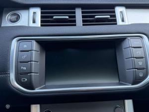 Grey Land Rover Range Rover Evoque 2016 in Utena, with an engine capacity of 2.00 L and mileage of 200 thousand km for 5900 €, photo 16 on AUTOMOTO.COM.LV