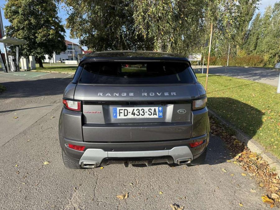 Pelēks Land Rover Range Rover Evoque 2016 Tauragė, ar dzinēja tilpumu 2.00 L un nobraukumu 160 tūkst. km par 9600 €, foto 9 vietnē AUTOMOTO.COM.LV
