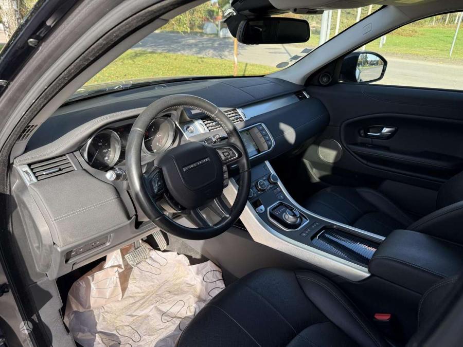 Pelēks Land Rover Range Rover Evoque 2016 Tauragė, ar dzinēja tilpumu 2.00 L un nobraukumu 160 tūkst. km par 9600 €, foto 11 vietnē AUTOMOTO.COM.LV