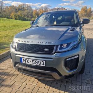 Grey Land Rover Range Rover Evoque 2016 in Rezekne, with an engine capacity of 2.00 L and mileage of 155 thousand km for 13400 €, photo  on AUTOMOTO.COM.LV