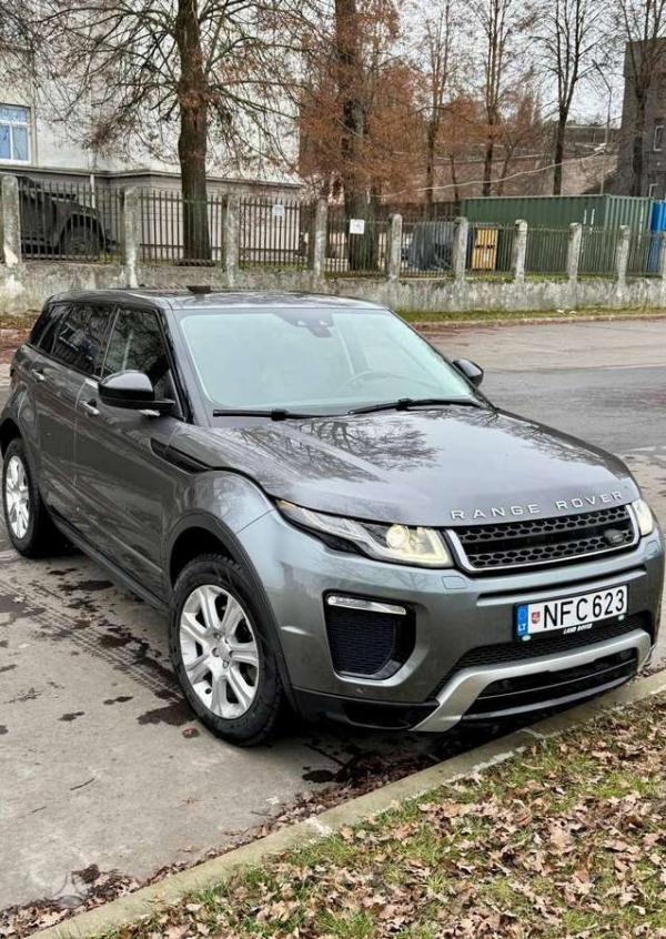 Pelēks Land Rover Range Rover Evoque 2017 Kauņa, ar dzinēja tilpumu 2.00 L un nobraukumu 163 tūkst. km par 13300 €, foto 1 vietnē AUTOMOTO.COM.LV