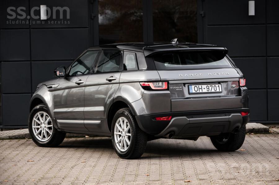 Grey Land Rover Range Rover Evoque 2017 in Jelgava, with an engine capacity of 2.00 L and mileage of 162 thousand km for 13750 €, photo 5 on AUTOMOTO.COM.LV