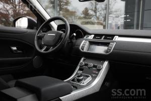 Grey Land Rover Range Rover Evoque 2017 in Jelgava, with an engine capacity of 2.00 L and mileage of 162 thousand km for 13750 €, photo 10 on AUTOMOTO.COM.LV