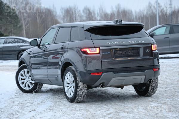 Grey Land Rover Range Rover Evoque 2017 in Jelgava, with an engine capacity of 2.00 L and mileage of 195 thousand km for 11500 €, photo 5 on AUTOMOTO.COM.LV
