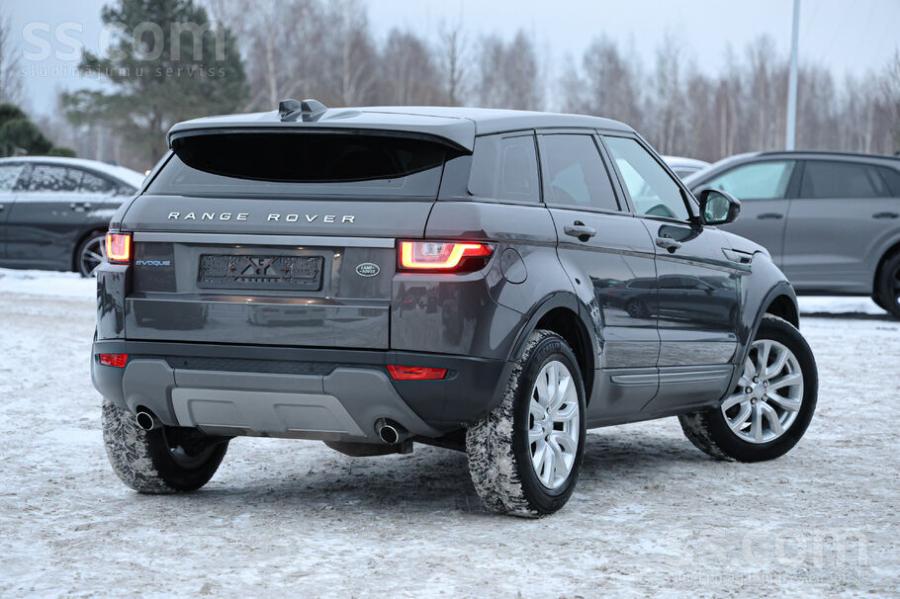 Pelēks Land Rover Range Rover Evoque 2017 Jelgava, ar dzinēja tilpumu 2.00 L un nobraukumu 195 tūkst. km par 11500 €, foto 8 vietnē AUTOMOTO.COM.LV