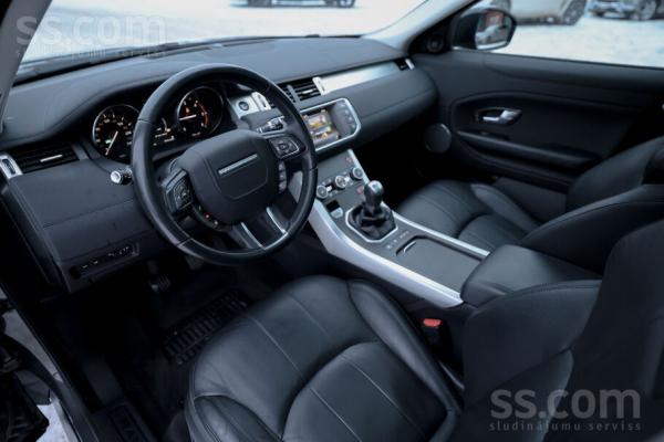 Grey Land Rover Range Rover Evoque 2017 in Jelgava, with an engine capacity of 2.00 L and mileage of 195 thousand km for 11500 €, photo 10 on AUTOMOTO.COM.LV