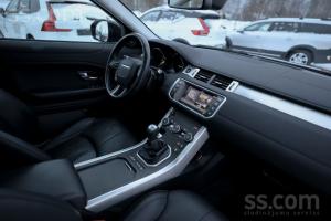 Pelēks Land Rover Range Rover Evoque 2017 Jelgava, ar dzinēja tilpumu 2.00 L un nobraukumu 195 tūkst. km par 11500 €, foto 12 vietnē AUTOMOTO.COM.LV