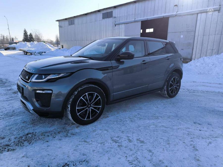Pelēks Land Rover Range Rover Evoque 2017 Šauļi, ar dzinēja tilpumu 2.00 L un nobraukumu 191 tūkst. km par 13350 €, foto 6 vietnē AUTOMOTO.COM.LV