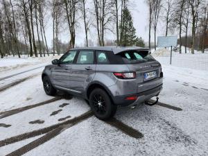 Grey Land Rover Range Rover Evoque 2017 in Taurage, with an engine capacity of 2.00 L and mileage of 180 thousand km for 7999 €, photo 4 on AUTOMOTO.COM.LV