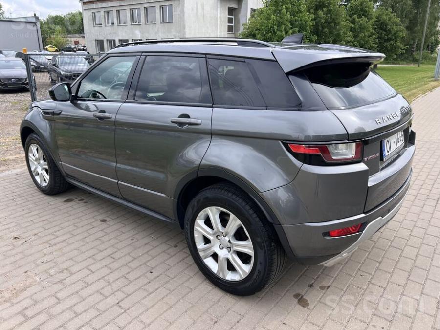 Pelēks Land Rover Range Rover Evoque 2017 Limbaži, ar dzinēja tilpumu 2.00 L un nobraukumu 158 tūkst. km par 13950 €, foto 7 vietnē AUTOMOTO.COM.LV