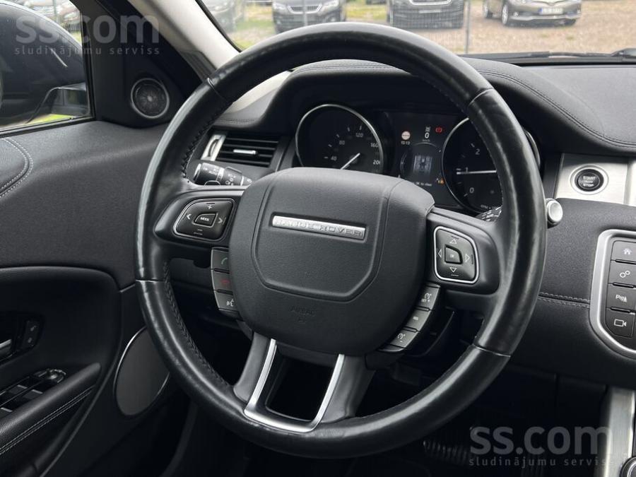 Pelēks Land Rover Range Rover Evoque 2017 Limbaži, ar dzinēja tilpumu 2.00 L un nobraukumu 158 tūkst. km par 13950 €, foto 15 vietnē AUTOMOTO.COM.LV