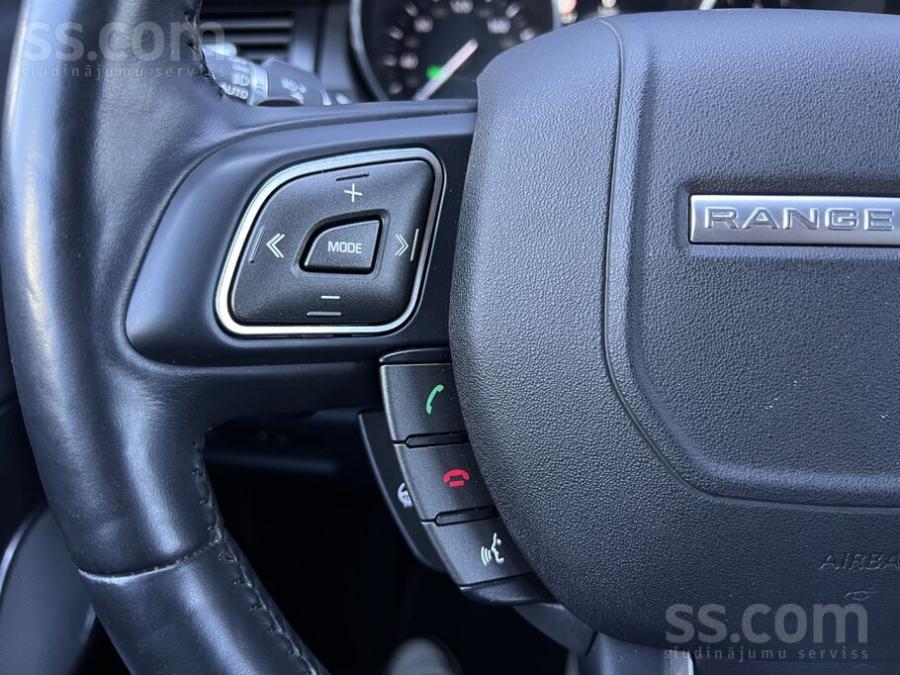 Pelēks Land Rover Range Rover Evoque 2017 Limbaži, ar dzinēja tilpumu 2.00 L un nobraukumu 158 tūkst. km par 13950 €, foto 22 vietnē AUTOMOTO.COM.LV