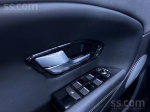 Pelēks Land Rover Range Rover Evoque 2017 Limbaži, ar dzinēja tilpumu 2.00 L un nobraukumu 158 tūkst. km par 13950 €, foto 26 vietnē AUTOMOTO.COM.LV