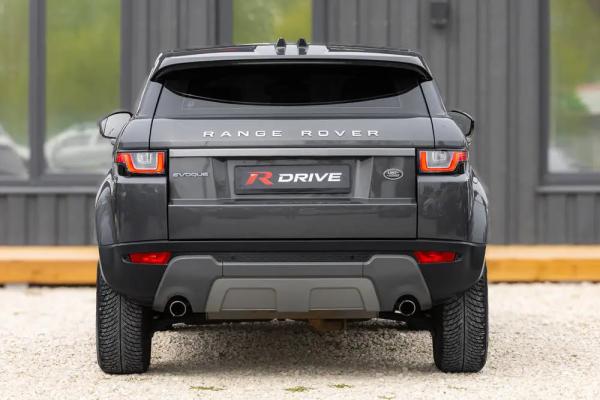 Pelēks Land Rover Range Rover Evoque 2017 Jelgava, ar dzinēja tilpumu 2.00 L un nobraukumu 195 tūkst. km par 10900 €, foto 6 vietnē AUTOMOTO.COM.LV