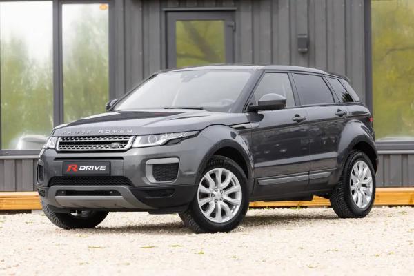 Grey Land Rover Range Rover Evoque 2017 in Jelgava, with an engine capacity of 2.00 L and mileage of 195 thousand km for 10900 €, photo 4 on AUTOMOTO.COM.LV
