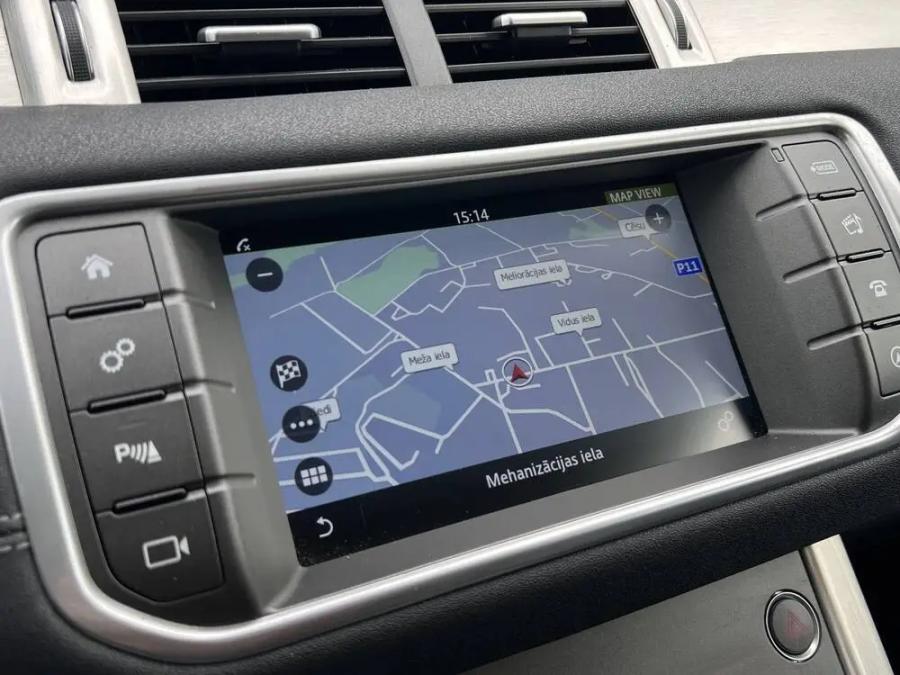 Pelēks Land Rover Range Rover Evoque 2017 Rīga, ar dzinēja tilpumu 2.00 L un nobraukumu 158 tūkst. km par 13950 €, foto 16 vietnē AUTOMOTO.COM.LV