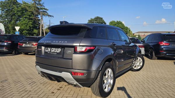 Pelēks Land Rover Range Rover Evoque 2017 Prienai, ar dzinēja tilpumu 2.00 L un nobraukumu 183 tūkst. km par 11999 €, foto 6 vietnē AUTOMOTO.COM.LV
