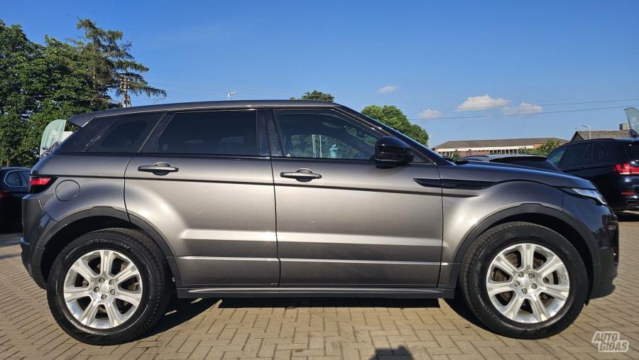 Grey Land Rover Range Rover Evoque 2017 in Prienai, with an engine capacity of 2.00 L and mileage of 183 thousand km for 11999 €, photo 8 on AUTOMOTO.COM.LV