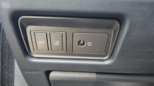 Grey Land Rover Range Rover Evoque 2017 in Prienai, with an engine capacity of 2.00 L and mileage of 183 thousand km for 11999 €, photo 26 on AUTOMOTO.COM.LV