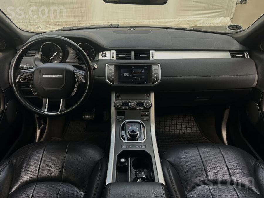 Grey Land Rover Range Rover Evoque 2017 in Riga, with an engine capacity of 2.00 L and mileage of 143 thousand km for 12999 €, photo 12 on AUTOMOTO.COM.LV