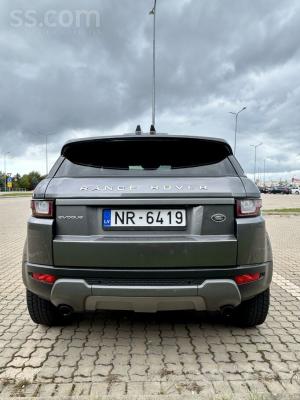 Grey Land Rover Range Rover Evoque 2017 in Riga, with an engine capacity of 2.00 L and mileage of 202 thousand km for 11870 €, photo 6 on AUTOMOTO.COM.LV