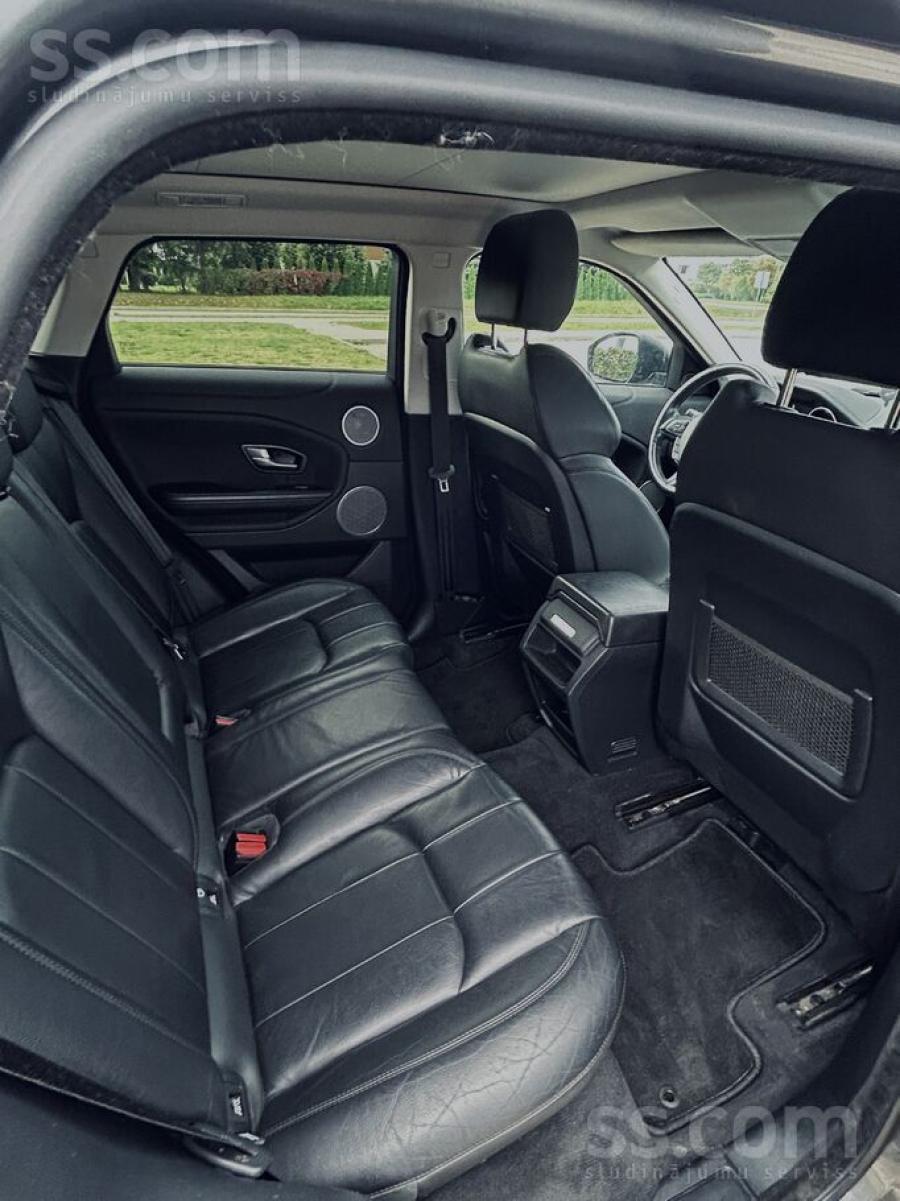 Grey Land Rover Range Rover Evoque 2017 in Riga, with an engine capacity of 2.00 L and mileage of 202 thousand km for 11870 €, photo 12 on AUTOMOTO.COM.LV