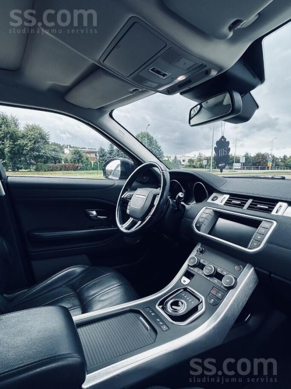 Pelēks Land Rover Range Rover Evoque 2017 Rīga, ar dzinēja tilpumu 2.00 L un nobraukumu 202 tūkst. km par 11870 €, foto 10 vietnē AUTOMOTO.COM.LV