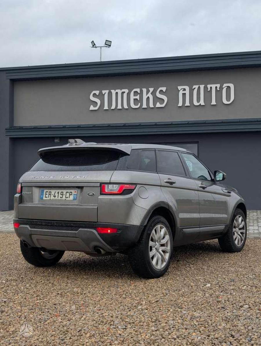 Grey Land Rover Range Rover Evoque 2017 in Taurage, with an engine capacity of 2.00 L and mileage of 180 thousand km for 8850 €, photo 5 on AUTOMOTO.COM.LV