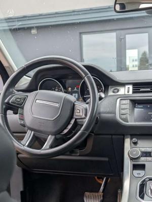 Grey Land Rover Range Rover Evoque 2017 in Taurage, with an engine capacity of 2.00 L and mileage of 180 thousand km for 8850 €, photo 20 on AUTOMOTO.COM.LV