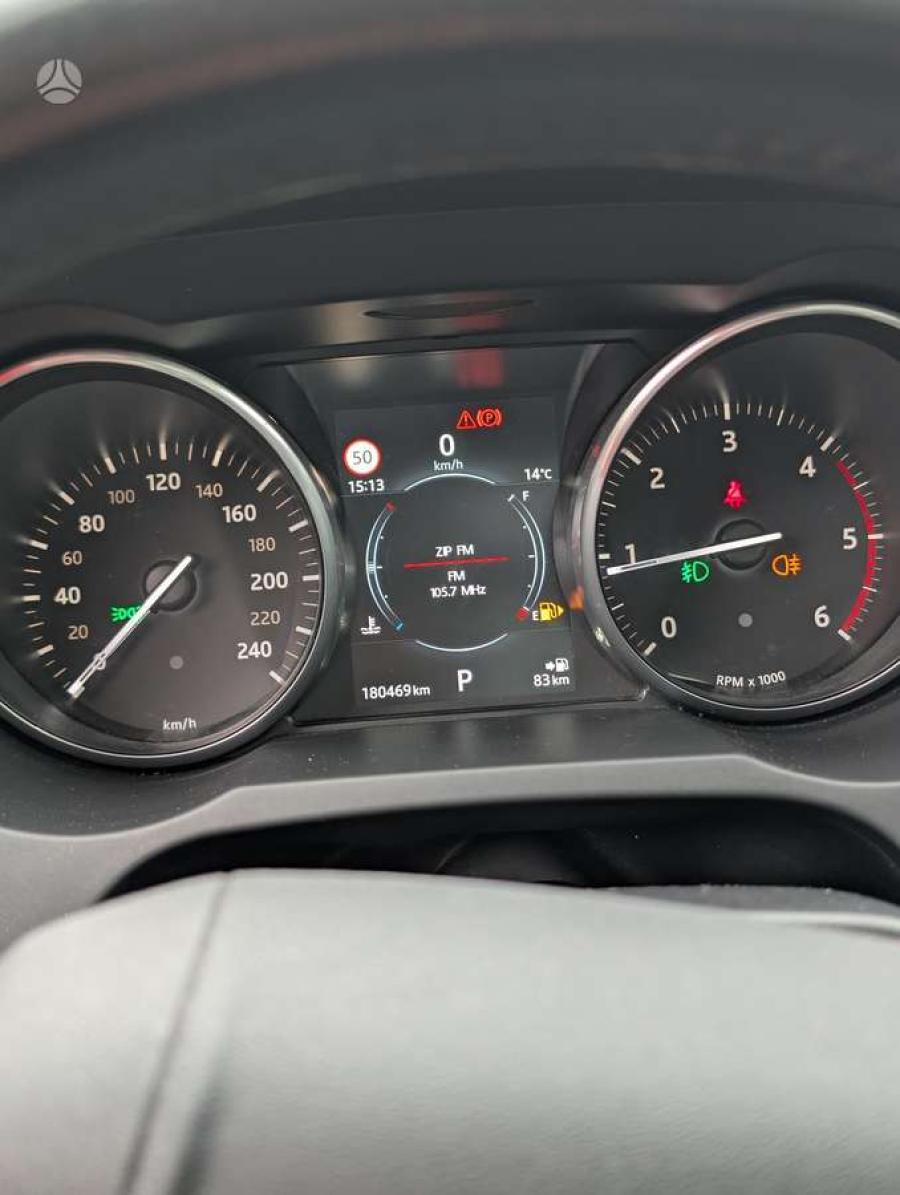 Grey Land Rover Range Rover Evoque 2017 in Taurage, with an engine capacity of 2.00 L and mileage of 180 thousand km for 8850 €, photo 25 on AUTOMOTO.COM.LV
