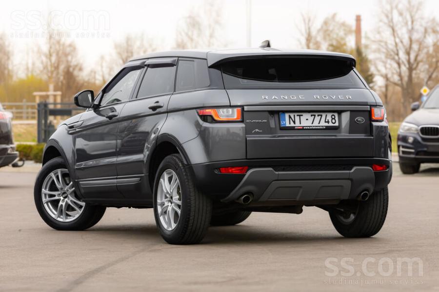 Pelēks Land Rover Range Rover Evoque 2018 Jelgava, ar dzinēja tilpumu 2.00 L un nobraukumu 0 tūkst. km par 9350 €, foto 6 vietnē AUTOMOTO.COM.LV