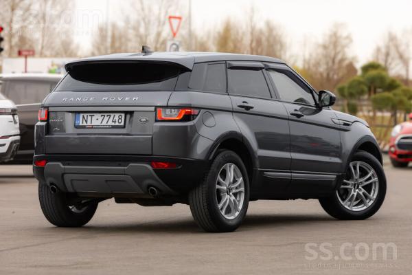 Grey Land Rover Range Rover Evoque 2018 in Jelgava, with an engine capacity of 2.00 L and mileage of 0 thousand km for 9350 €, photo 7 on AUTOMOTO.COM.LV