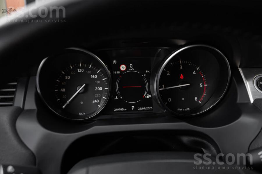 Pelēks Land Rover Range Rover Evoque 2018 Jelgava, ar dzinēja tilpumu 2.00 L un nobraukumu 0 tūkst. km par 9350 €, foto 25 vietnē AUTOMOTO.COM.LV