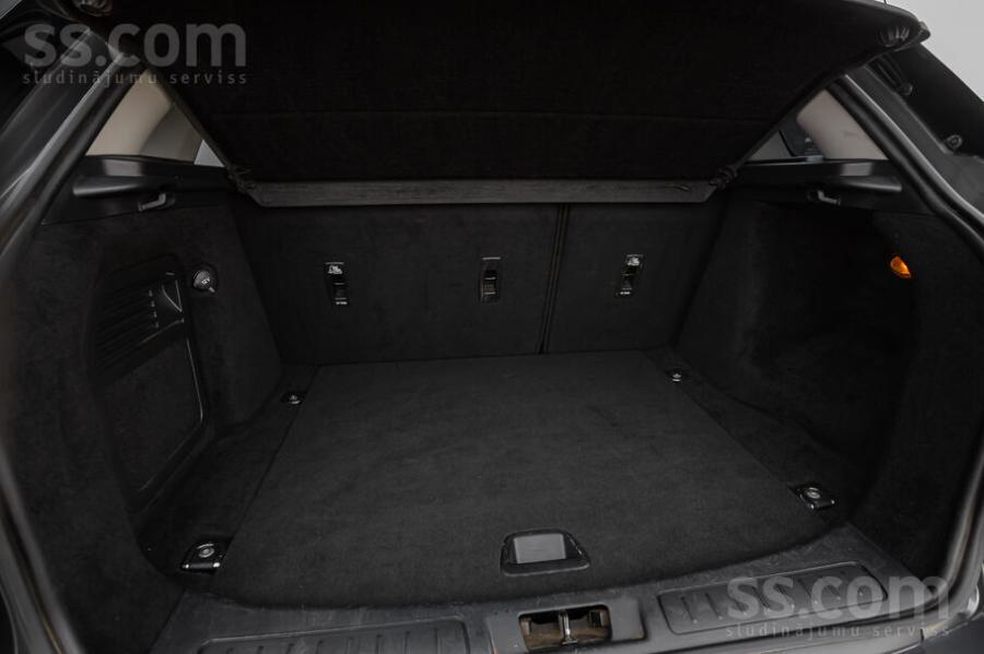 Pelēks Land Rover Range Rover Evoque 2018 Jelgava, ar dzinēja tilpumu 2.00 L un nobraukumu 0 tūkst. km par 9350 €, foto 28 vietnē AUTOMOTO.COM.LV