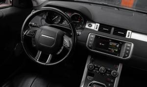 Grey Land Rover Range Rover Evoque 2018 in Jelgava, with an engine capacity of 2.00 L and mileage of 249 thousand km for 9350 €, photo 23 on AUTOMOTO.COM.LV
