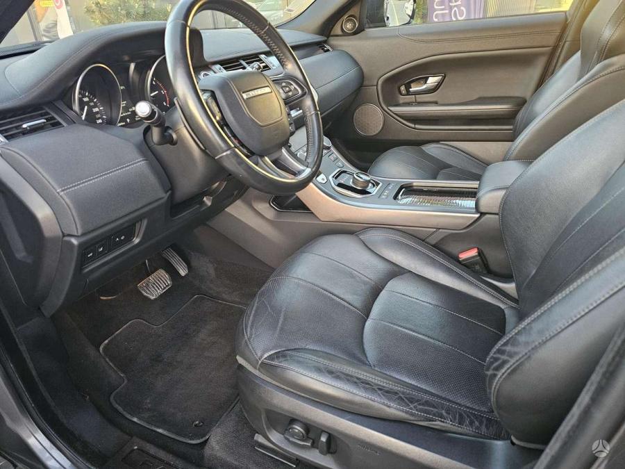 Pelēks Land Rover Range Rover Evoque 2018 Tauragė, ar dzinēja tilpumu 2.00 L un nobraukumu 163 tūkst. km par 9700 €, foto 9 vietnē AUTOMOTO.COM.LV