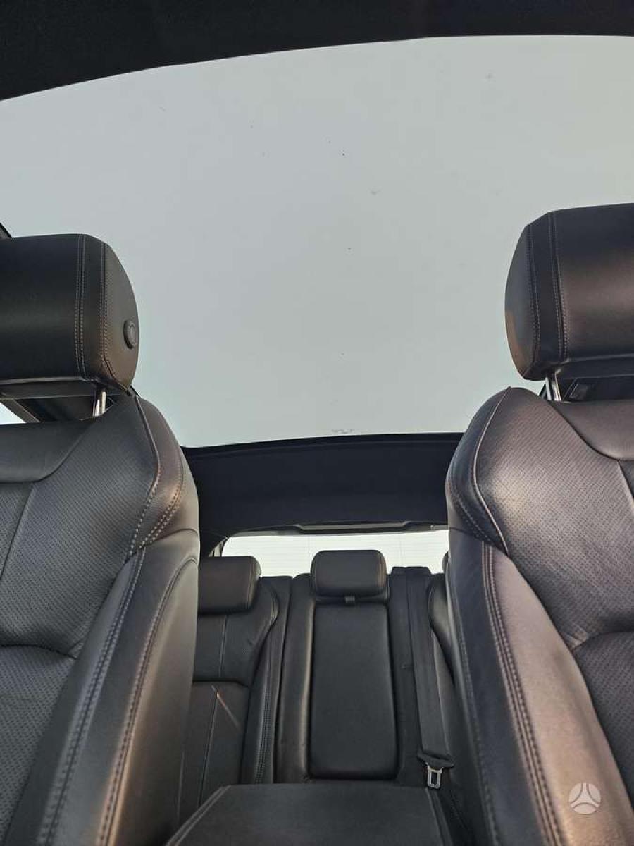 Pelēks Land Rover Range Rover Evoque 2018 Tauragė, ar dzinēja tilpumu 2.00 L un nobraukumu 163 tūkst. km par 9700 €, foto 12 vietnē AUTOMOTO.COM.LV