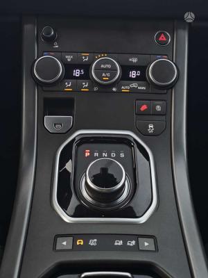 Pelēks Land Rover Range Rover Evoque 2018 Tauragė, ar dzinēja tilpumu 2.00 L un nobraukumu 163 tūkst. km par 9700 €, foto 21 vietnē AUTOMOTO.COM.LV