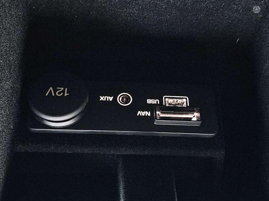 Pelēks Land Rover Range Rover Evoque 2018 Tauragė, ar dzinēja tilpumu 2.00 L un nobraukumu 163 tūkst. km par 9700 €, foto 22 vietnē AUTOMOTO.COM.LV