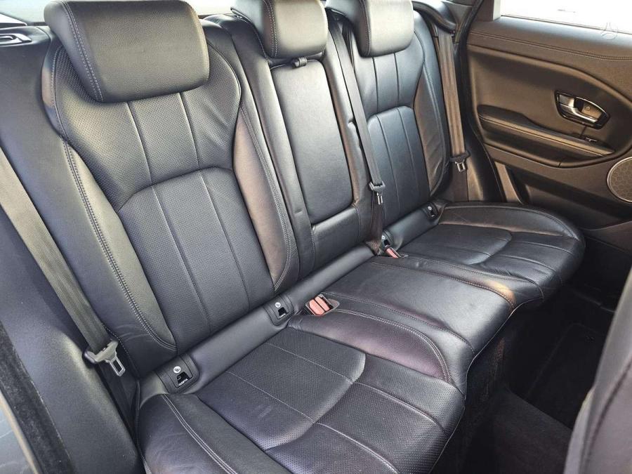Pelēks Land Rover Range Rover Evoque 2018 Tauragė, ar dzinēja tilpumu 2.00 L un nobraukumu 163 tūkst. km par 9700 €, foto 28 vietnē AUTOMOTO.COM.LV